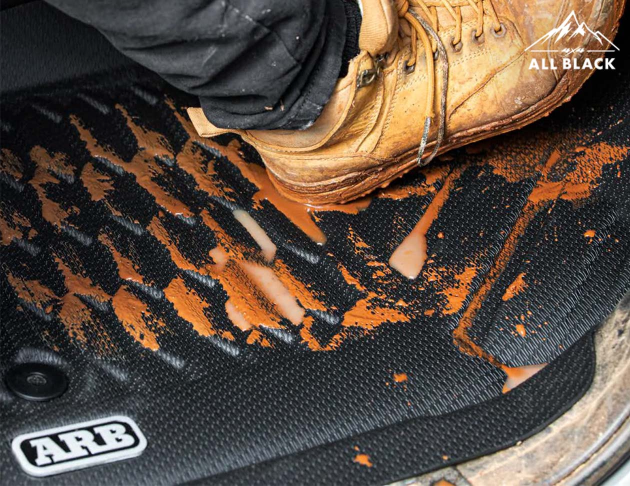ARB FLOOR MATS 腳踏墊 HILUX | ALL BLACK 4X4 | 黑四驅 | 專營四輪驅動車改裝，改裝配件銷售